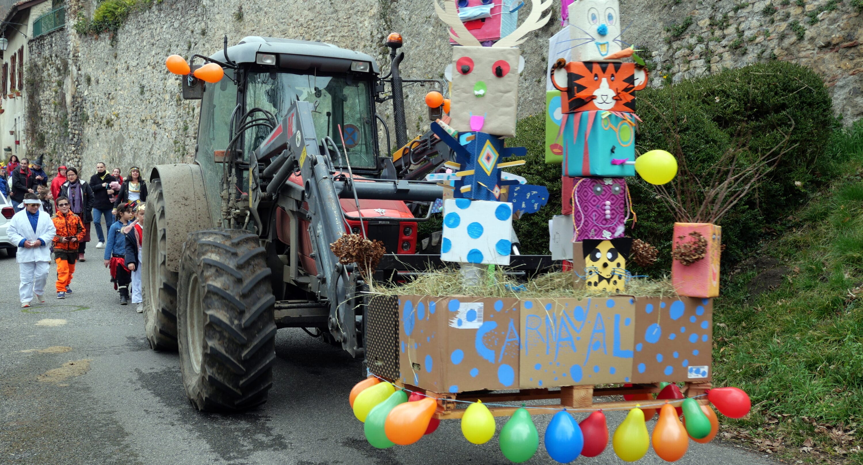 La Ronde-pyrénéenne a fait son carnaval1 - Petite République.com