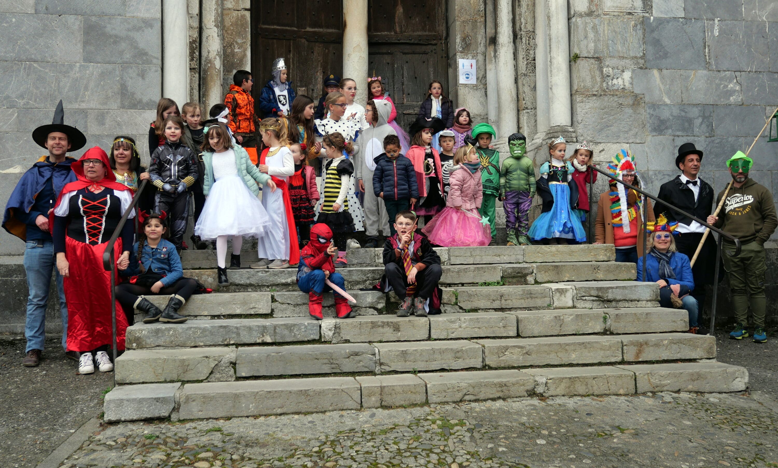 La Ronde-pyrénéenne a fait son carnaval2 - Petite République.com