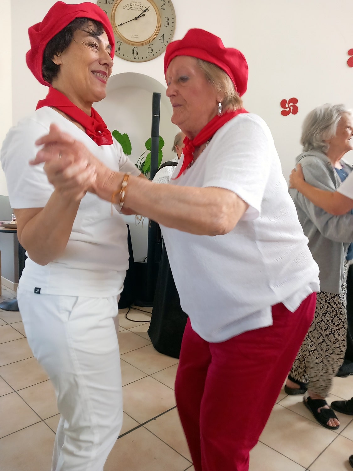 Ehpad Las Arribas la journée des familles aux couleurs du Pays Basque ...